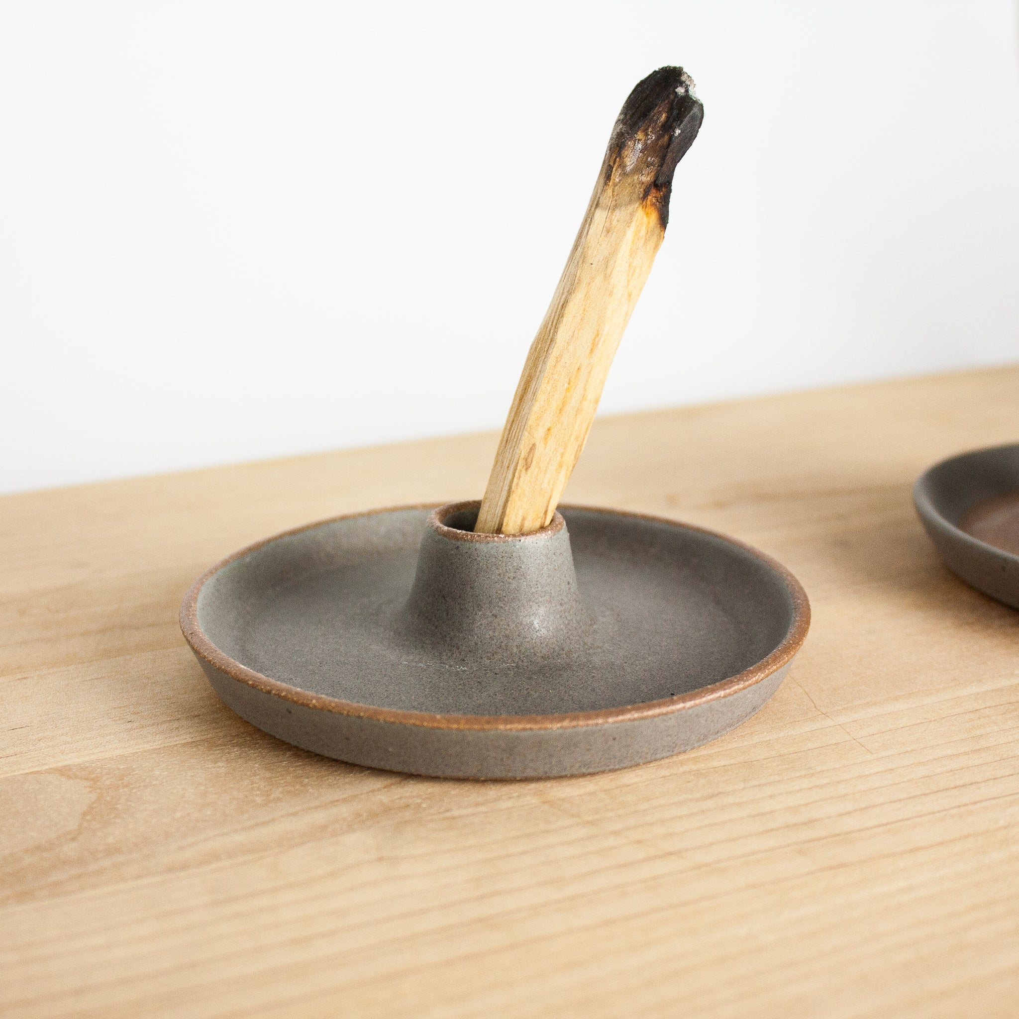 Matte Gray Palo Santo Burner – Barombi Studios