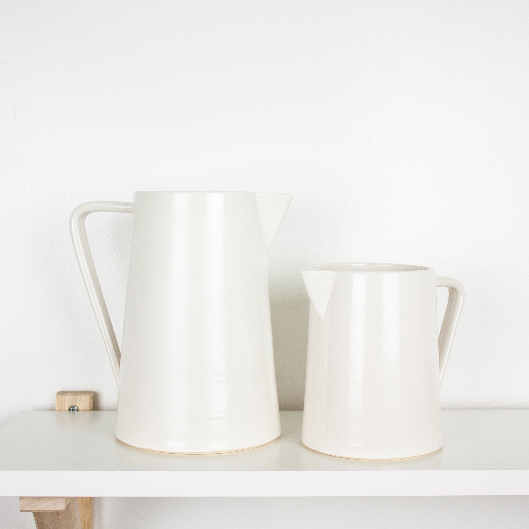 White Milk Pitcher – Barombi Studios